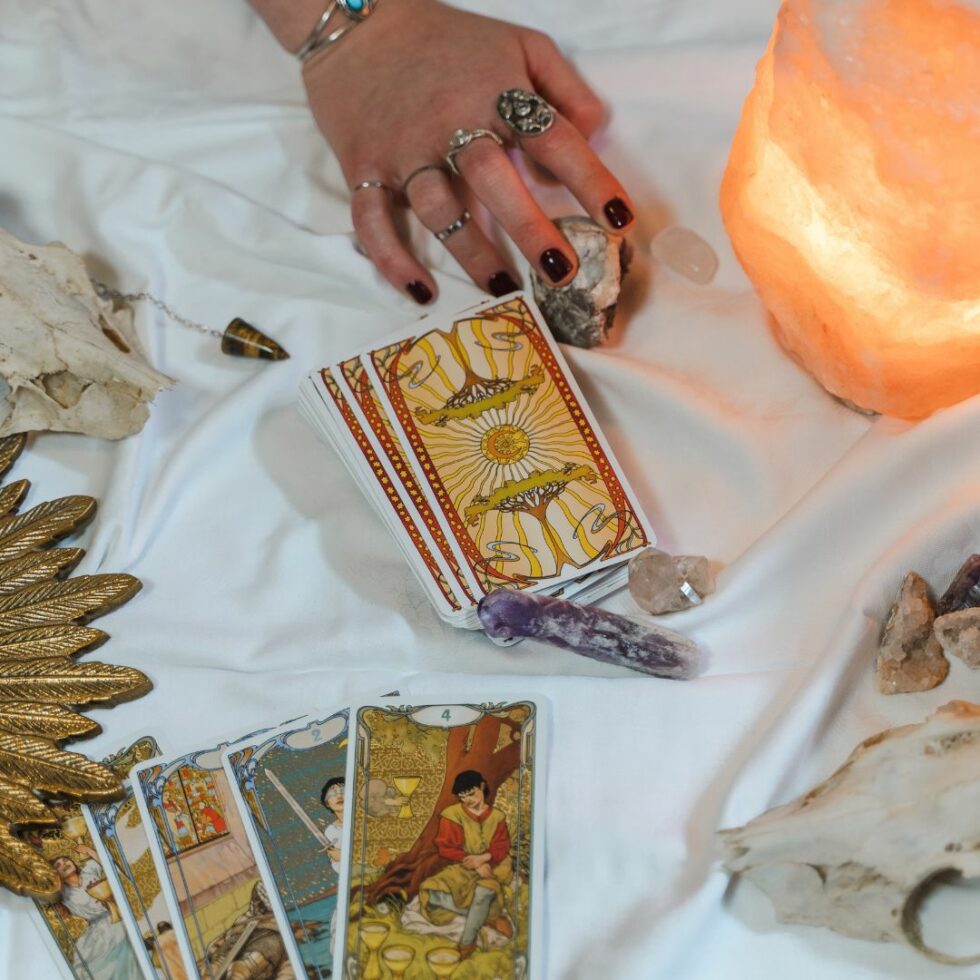 Une lecture détaillée des 6 cartes du tarot pour le weekend du 26 août 2023